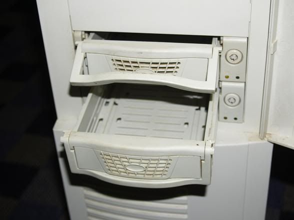 "Jotunheim" Custom Inverted ATX Server Case and How-to | Overclock.net