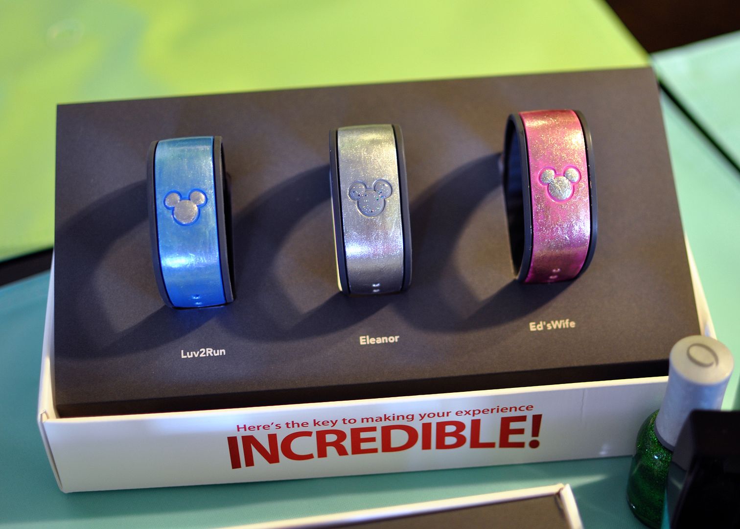 Has anyone decorated their Magic Bands? Please show us the pictures ...