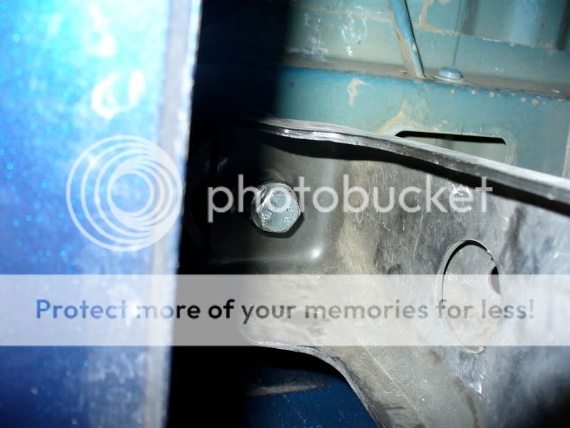 Where are the bolts that hold the box to the frame at? | Chevy Colorado ...